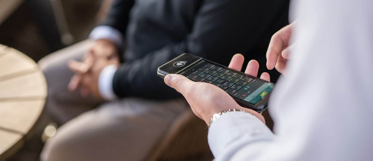 Trivec introduces a handheld ordering and payment device